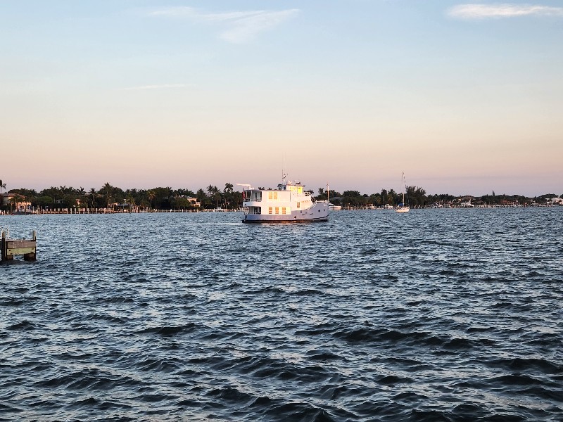 SAILS - 1990 45 Florida Bay Coaster